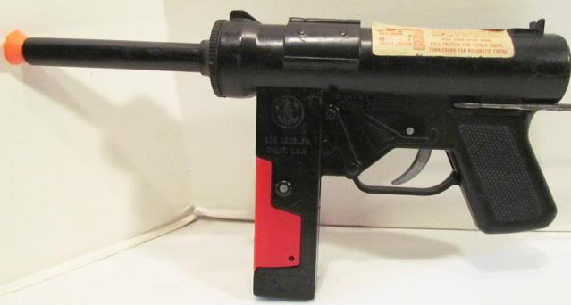 Dog Days Stories: Who Needs A Machine Gun? - A Friendly Letter